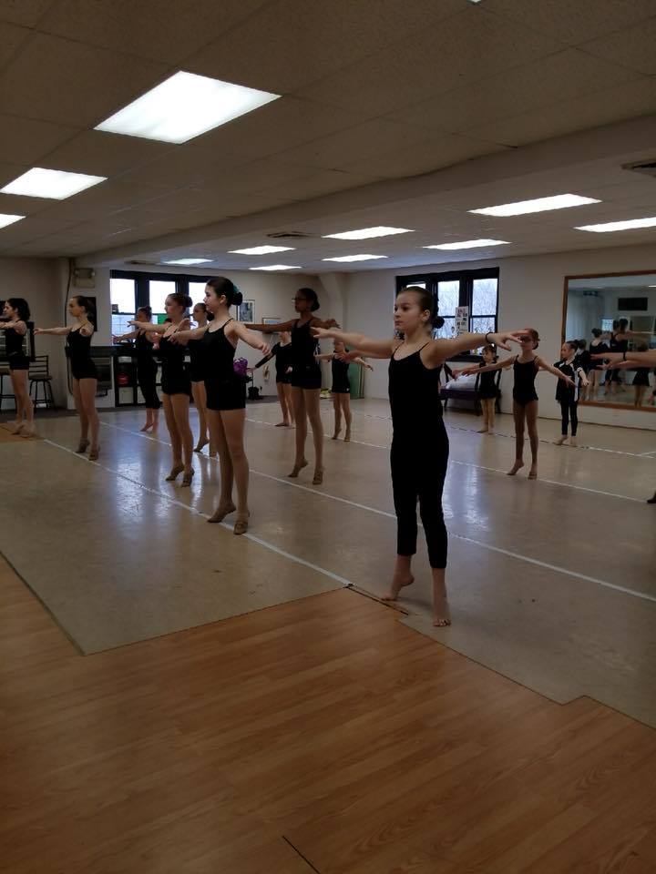 Dance School in Ellwood City, PA | (724) 752-4133 Diamond Dance Academy ...